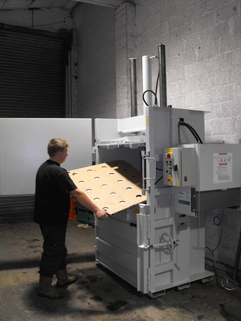 Econobale/SAM300 - Waste Handling Solutions Ltd